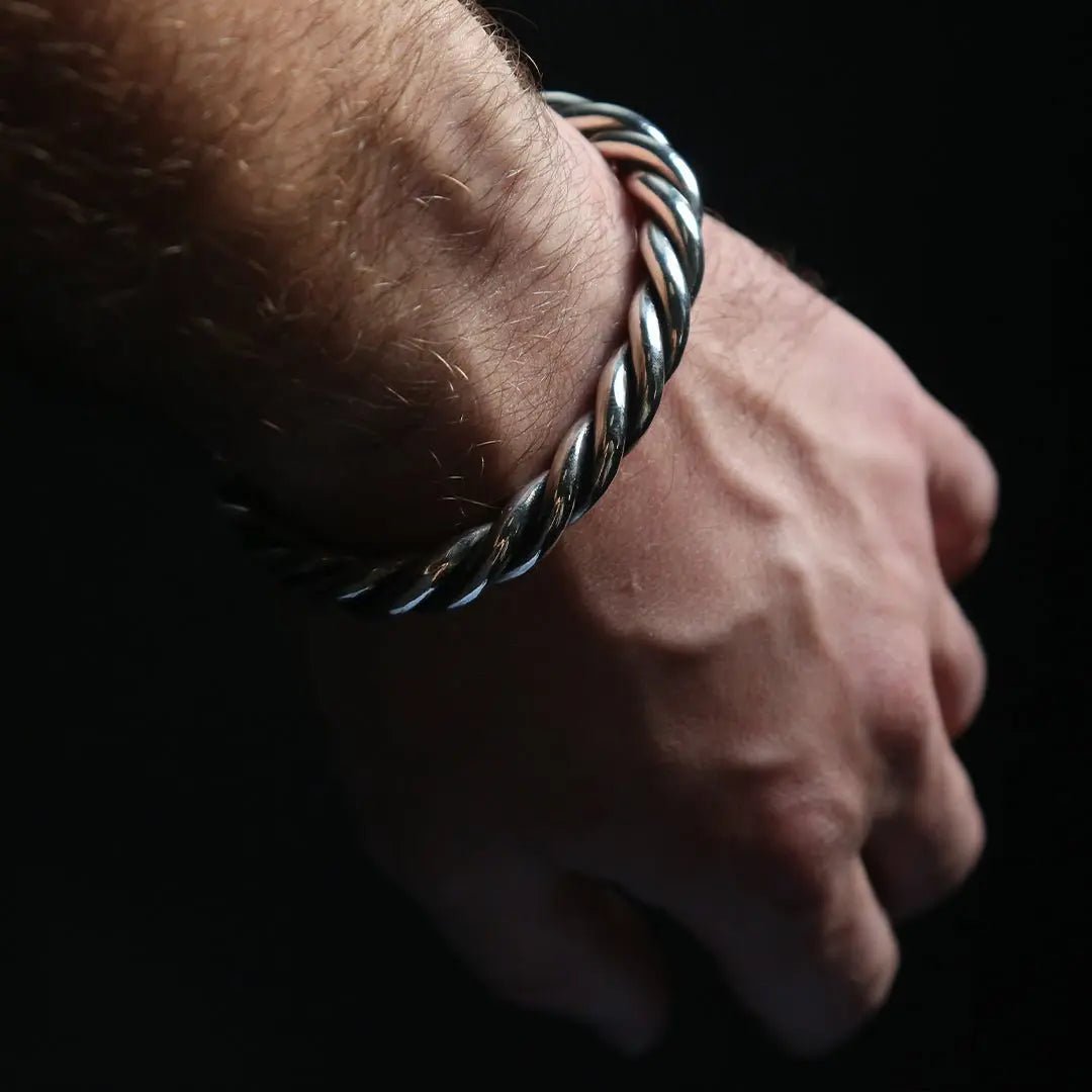 Silver Twisted Bangle | Curiouser Collective